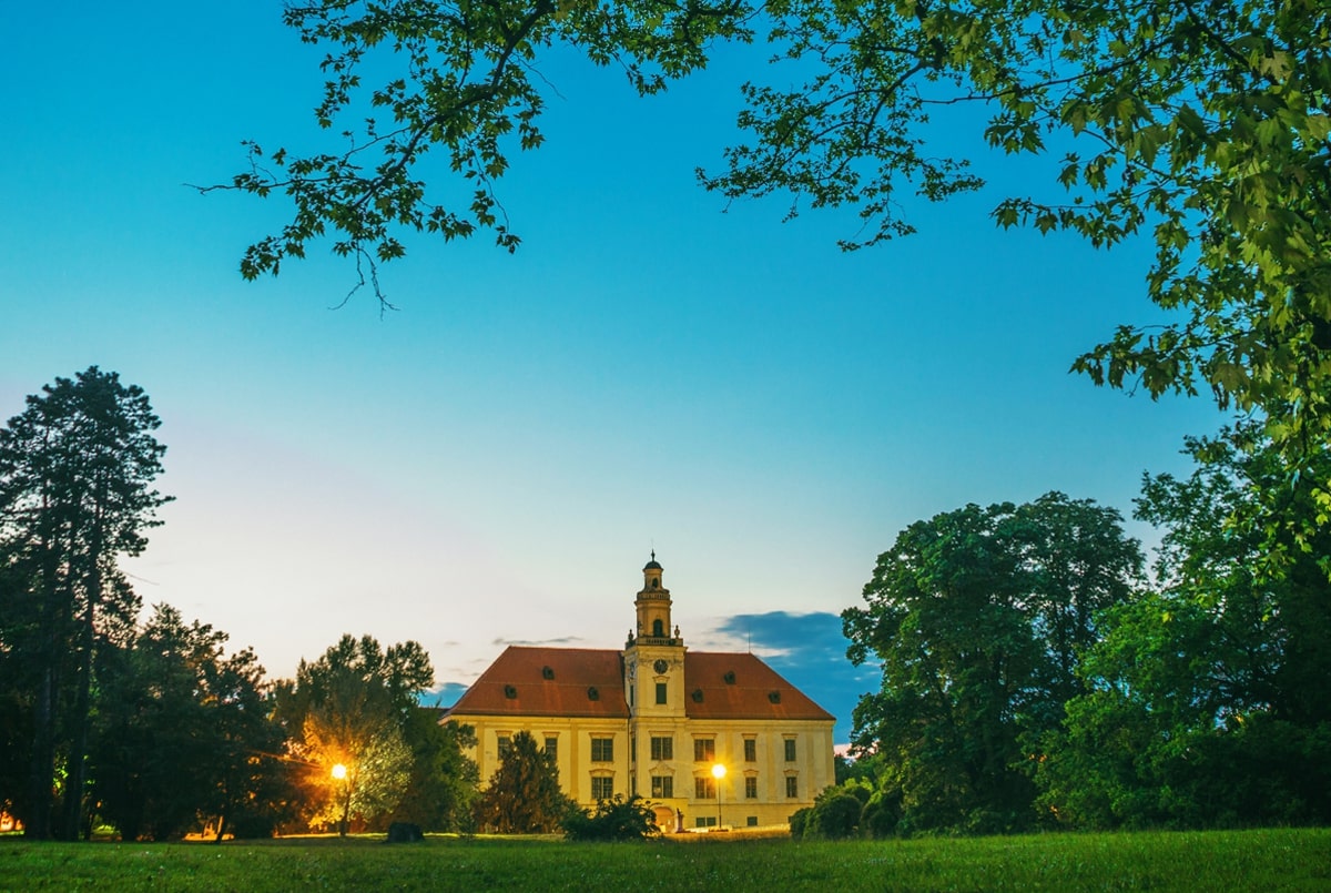 Grad Valpovo - Dvorac i perivoj