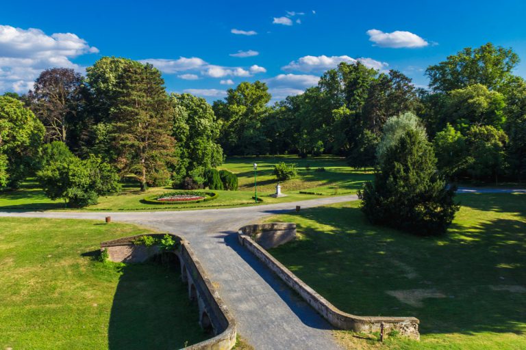 Grad Valpovo - Dvorac i perivoj